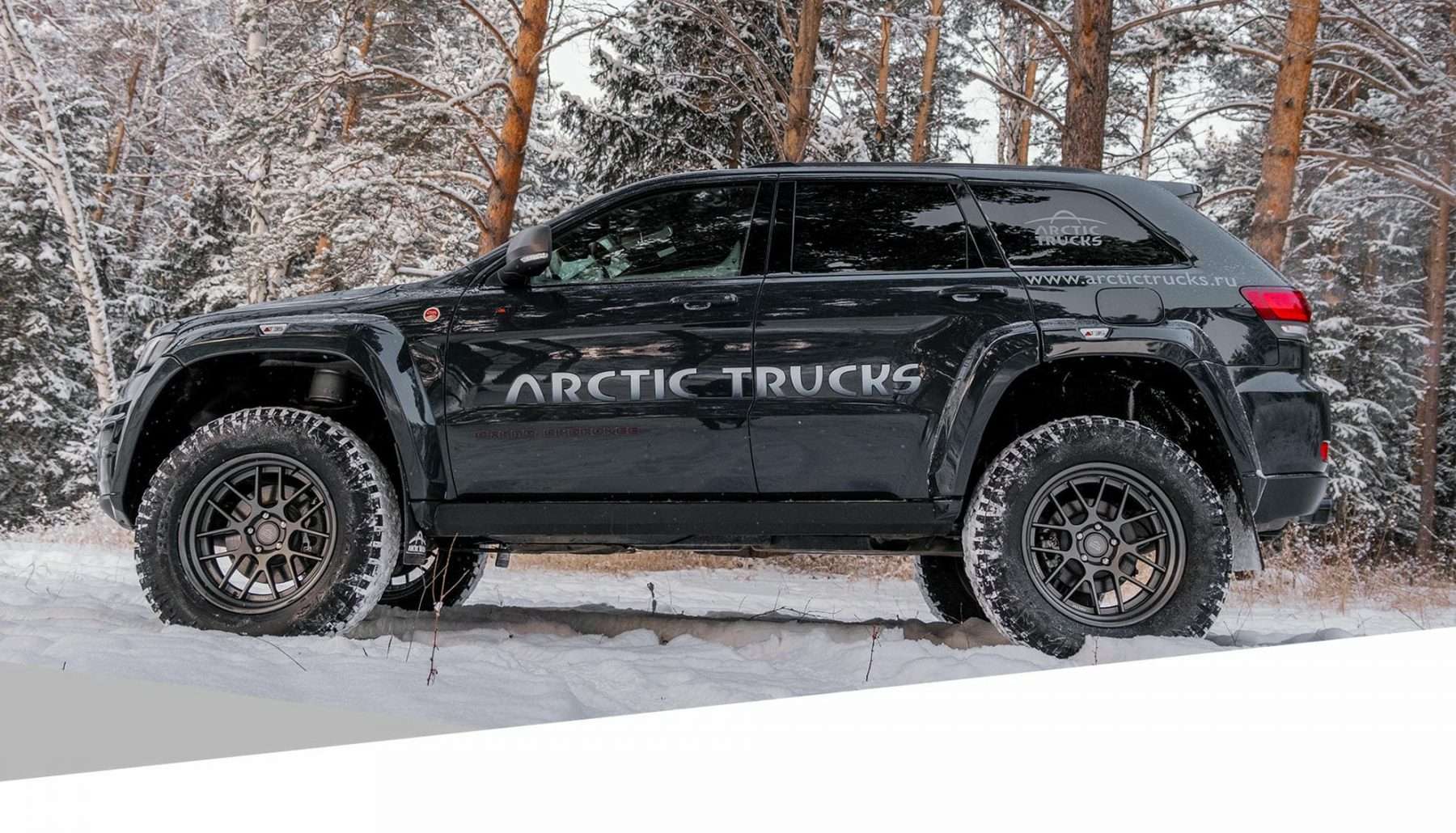 Jeep Grand 4×4 Off-Road Modifications in Dubai, UAE